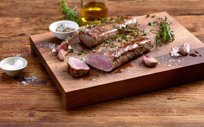 Filet d’agneau rôti dans les règles de l’art - Viande Suisse