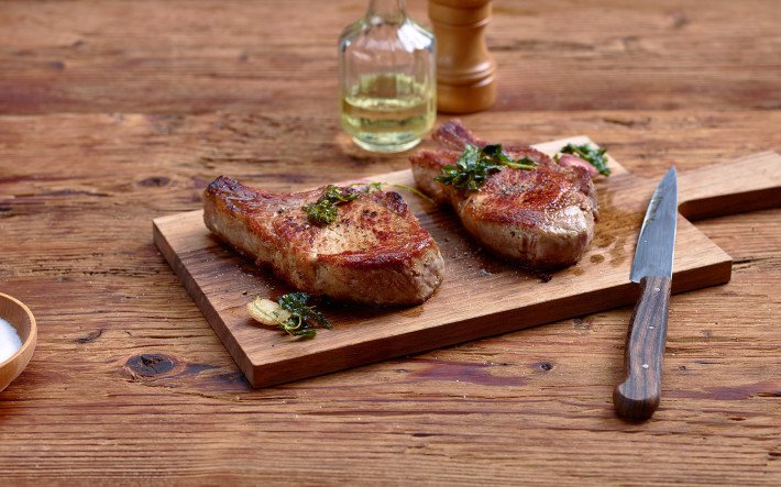 Côtelettes de porc rôties dans les règles de l’art - Viande Suisse